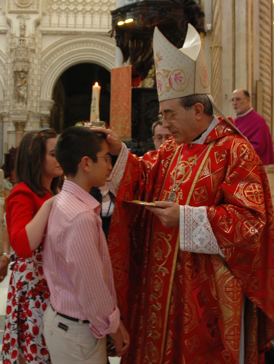 Conozcamos todo sobre la CONFIRMACIÓN CRISTIANA