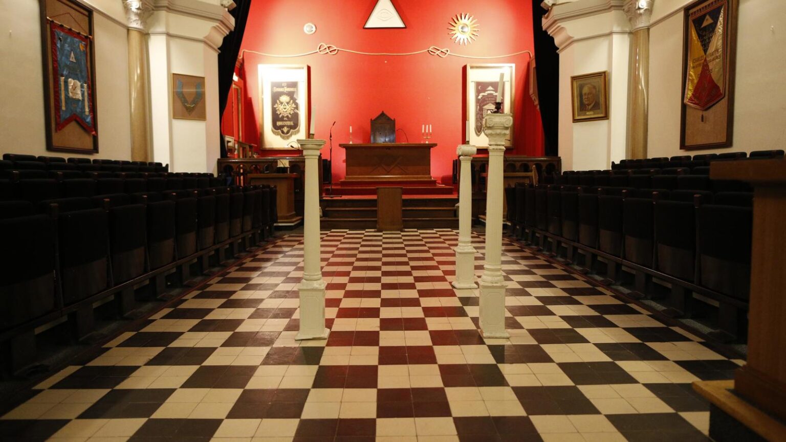SIMBOLISMOS MASONES: ORIGEN Y SIGNIFICADO